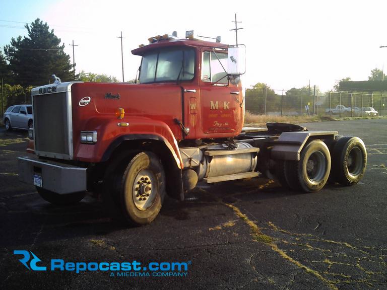 Repocast.com® | 1993 Mack RW753 Michigan Special