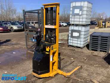 Repocast.com® | Big Joe PDI-24-T10 Electric Pallet Jack