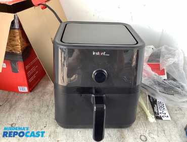 Repocast.com® | Lot of 1 Instant Vortex Air Fryer, 5.7 QT