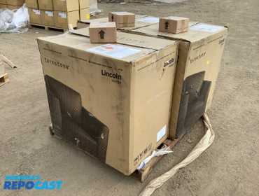 Repocast.com® | Skid Lot of (3) Lincoln Lounge L304...