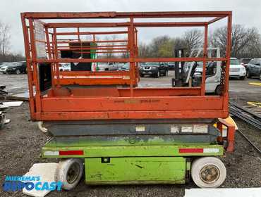 Repocast.com® | Sky Jack 3220 Electric Scissor Lift