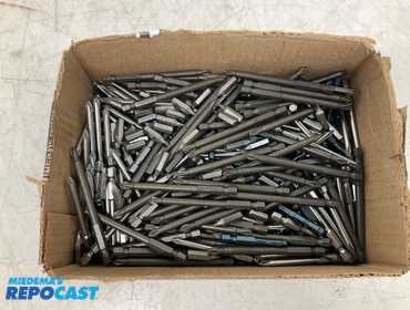Repocast.com® | Lot of (500) Assorted Bits: Torx,...