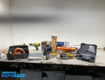 Repocast.com® | Lot of assorted tools including Drexel...