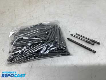 Repocast.com® | Bag of screwdriver bits, assorted...
