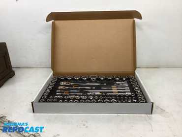 Repocast.com® | (1) set Gear wrench 83pc socket set