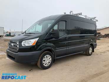 Repocast.com® | 2016 Ford Transit 350 Medium Roof Work...