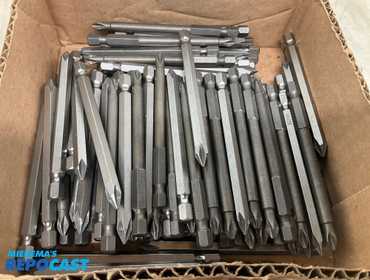Repocast.com® | lot of (100) Phillips Hex Bits