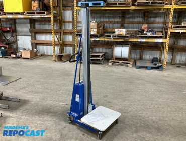 Repocast.com® | Single Pole Electric Elevator platform...