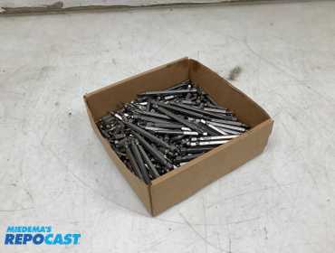 Repocast.com® | Lot of (500) asst. Bits