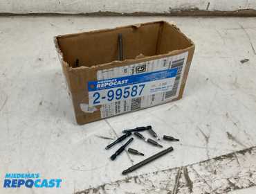 Repocast.com® | Lot of approx. (500) Assorted Bits