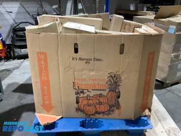 Repocast.com® | Lot of electrical components...