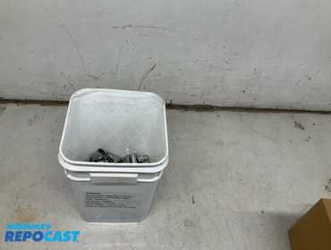 Repocast.com® | Lot of (100) Asst. Sockets