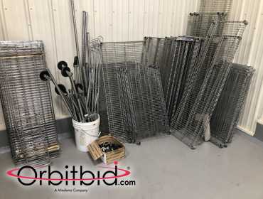 Orbitbid.com® | Large lot of Metro racks, various...