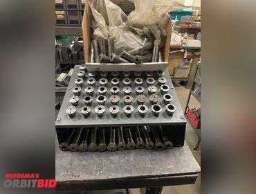 Orbitbid.com® | Large lot of assorted R8 collets and...