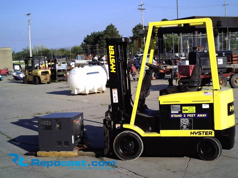 Repocast.com® | Hyster E60XM2-33 Forklift