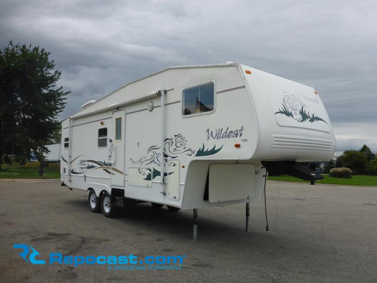Repocast.com® | 2002 Forest River Wildcat 27RL