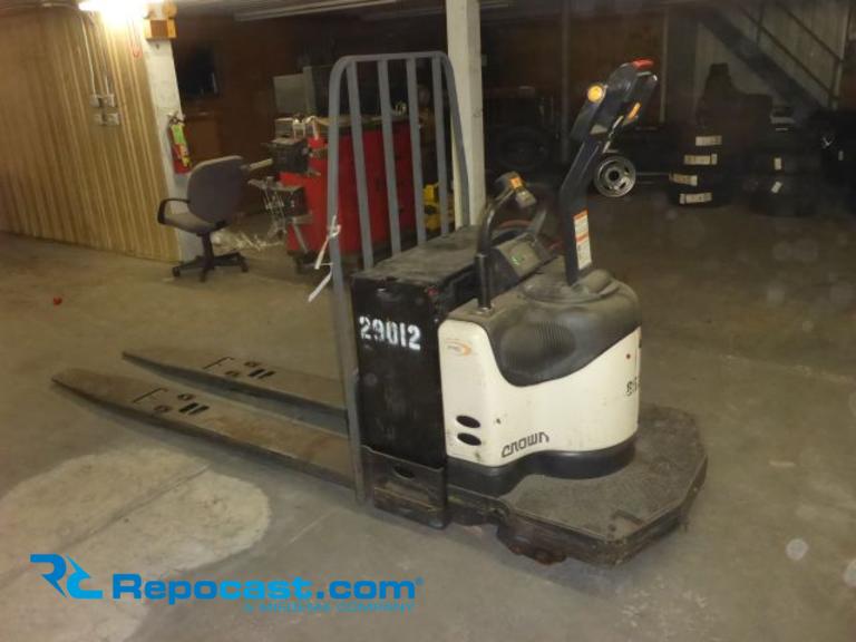 Repocast.com® | Crown Model PE4500-80 Electric Pallet...