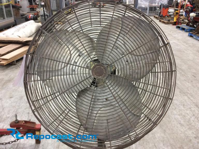 Repocast.com® | Dayton, 24" pedestal fan, 115v, 1/4hp