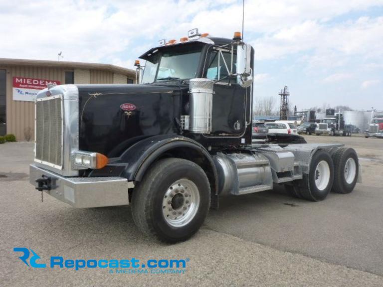 Repocast.com® | 2001 Peterbilt 357 Michigan Special...