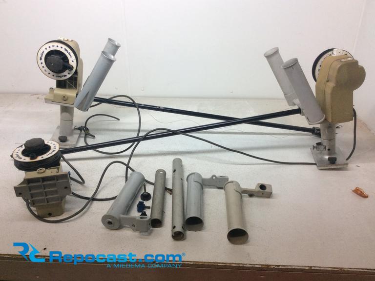 Repocast.com® | Lot of (6), (2) Walker Deep troller...