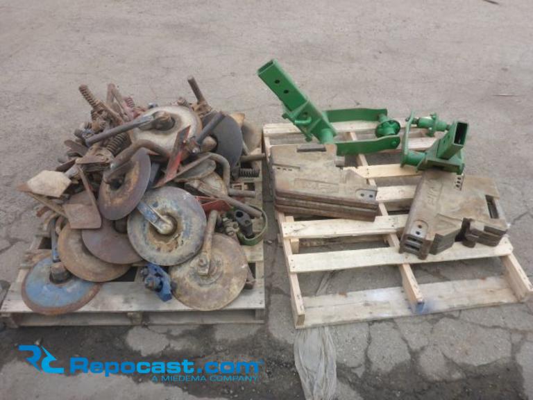 Repocast.com® | (2) Skids of Tractor/Implement Parts...