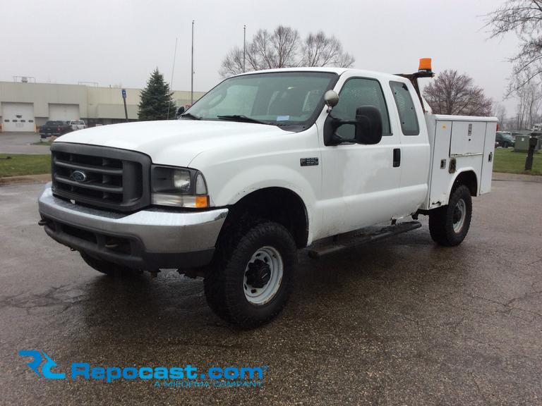 Repocast.com® | 2004 Ford F-350 Utility Body XL