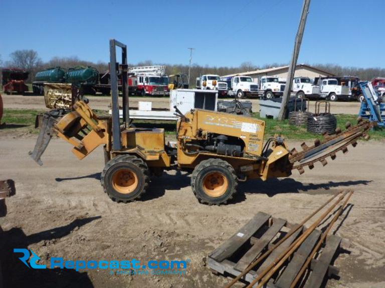 Repocast.com® | Case Maxi Sneaker Series C 48" Trencher