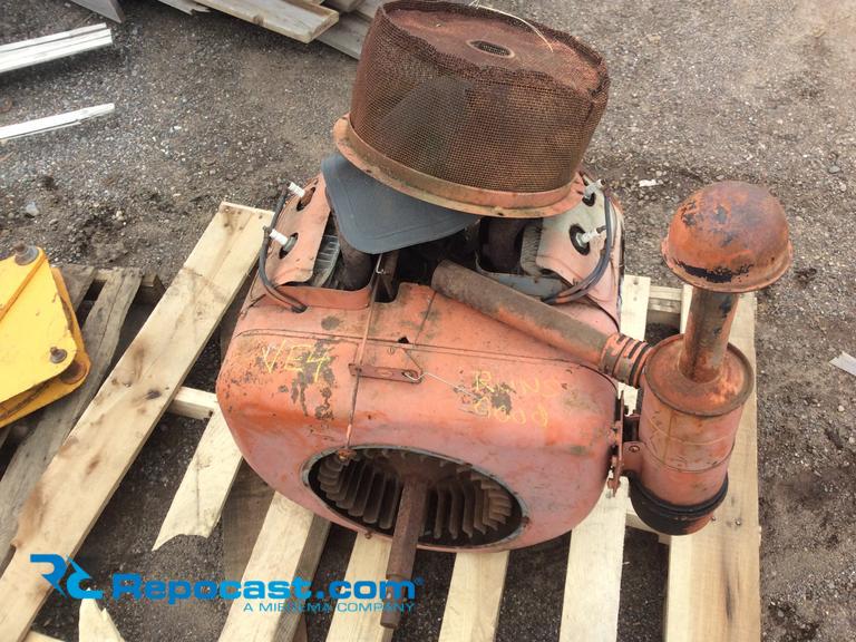 Repocast.com® | Wisconsin VE4 engine, said to run good...