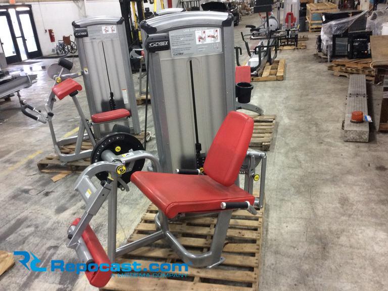 Repocast.com® | Cybex Leg Extension Machine