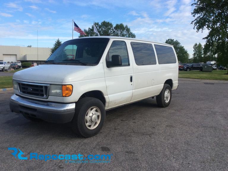 Repocast.com® | 2006 Ford E-350 XLT