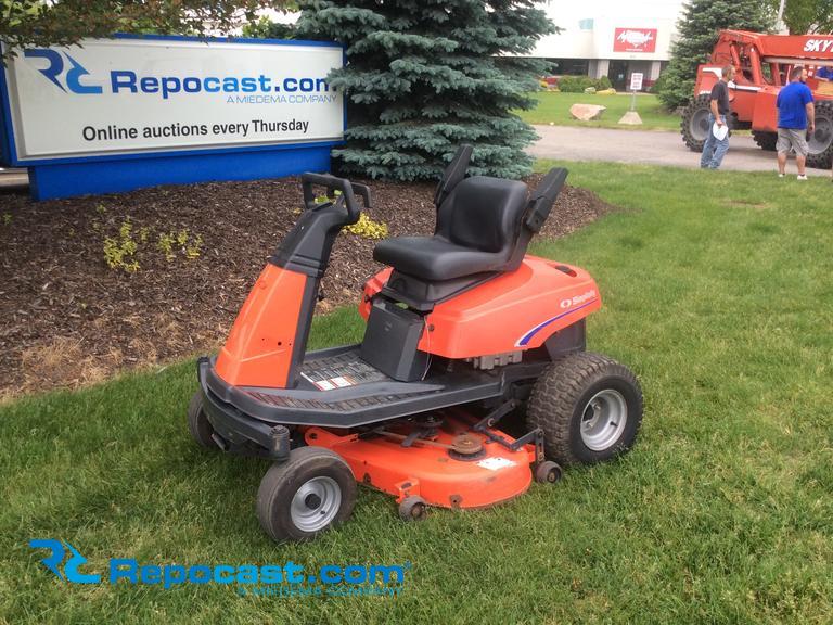 Repocast.com® | Simplicity ZT 1644 hydrostatic zero...