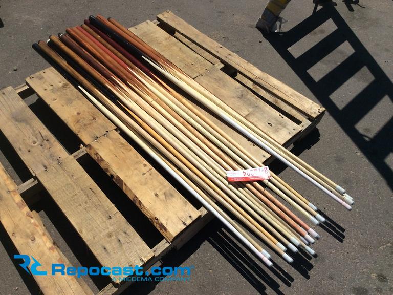 Repocast.com® | Lot of (20) used pool sticks, with new...