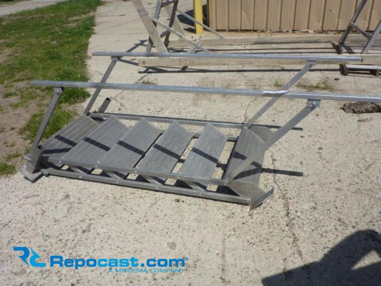 Repocast.com® | Aluminum Sea Wall Stair with Hand...