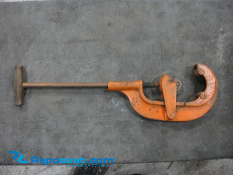 Repocast.com® | Heavy Duty 6" Iron Pipe Cutter