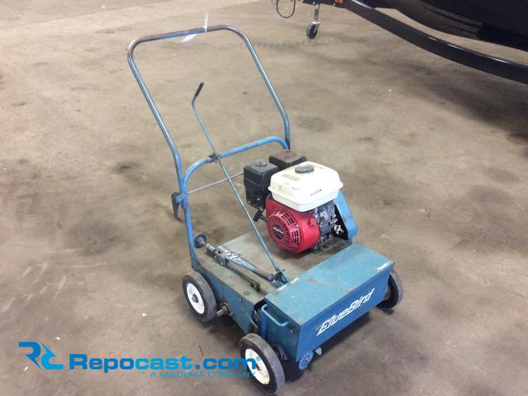 Repocast.com® | Bluebird Lawn Comber F-20B power rake...