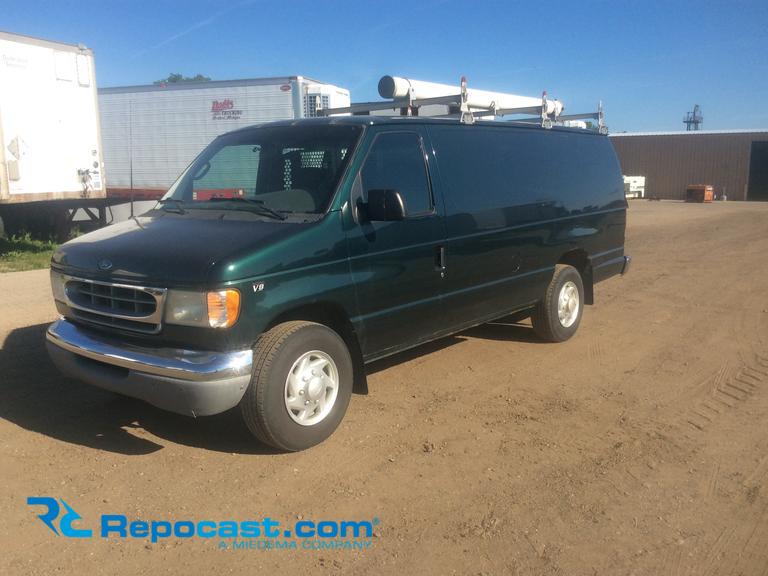Repocast.com® | 2002 Ford E-350