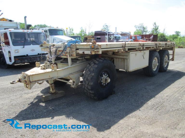 Repocast.com® | BOH FPU-TS Tri Axle Flat Bed Trailer,...
