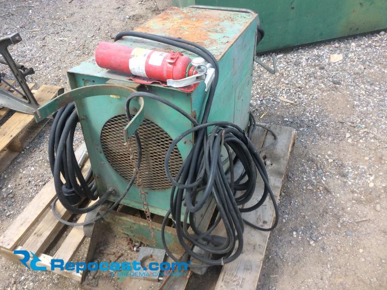 Repocast.com® | Union Carbide Linde welder.