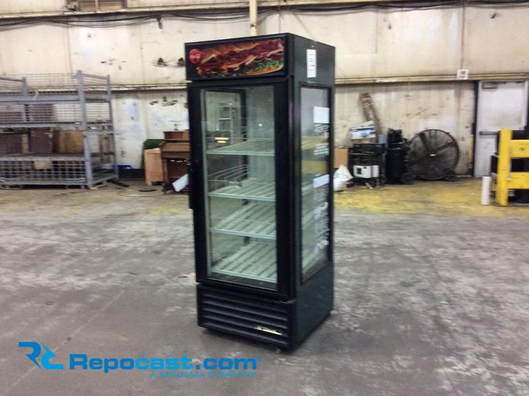 Repocast.com® | (1)True Display cooler 1/3hp...