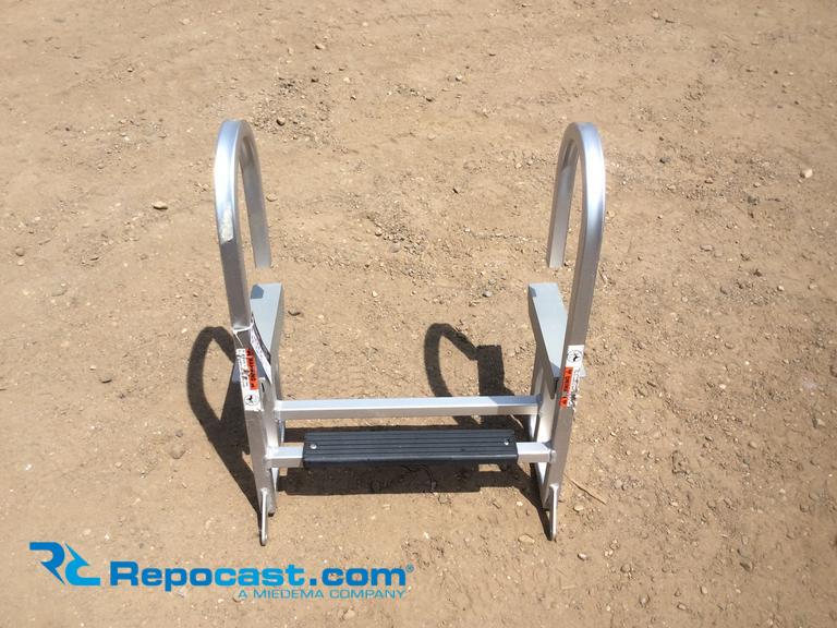 Repocast.com® | Aluminum Ladder step for watercraft