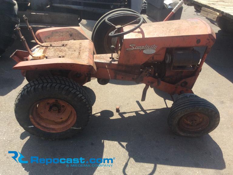 Repocast.com® | Simplicity 700 garden tractor with...