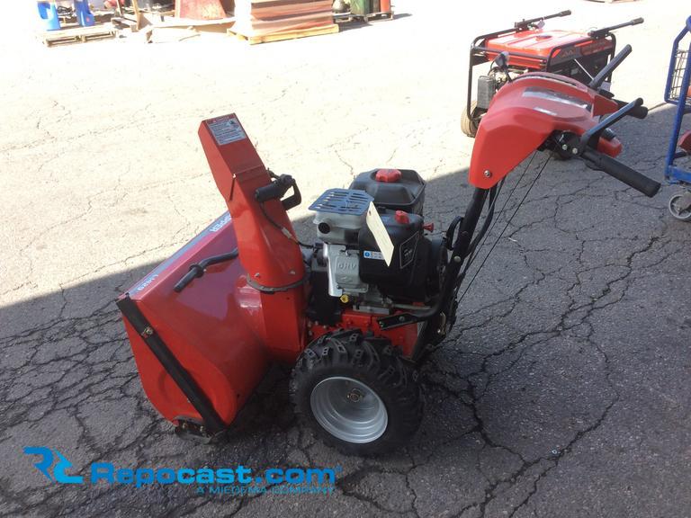 Repocast.com® | Snapper L1429E snowblower. 1350 snow...