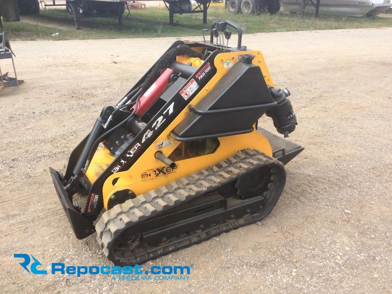 Repocast.com® | 2007 Boxer 427 Mini Tracked Skidsteer...