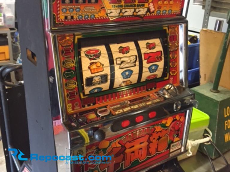 Repocast.com® | Yamasa slot machine 115v, accepts...