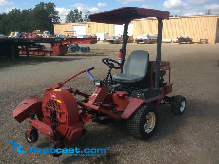 Repocast.com® | Toro Groundsmaster 325-D with shaft...