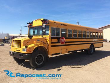 Repocast.com® | 1998 International 3800 School Bus...
