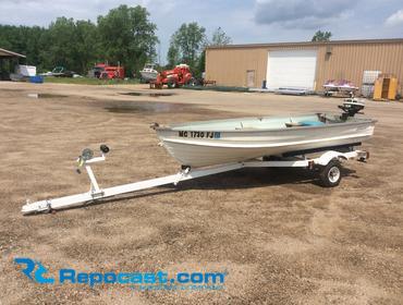 Repocast.com® | Starcraft 12’ aluminum fishing boat,...