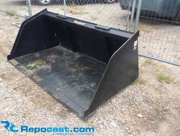 Repocast.com® | Tomahawk 66” snow/mulch bucket for a...