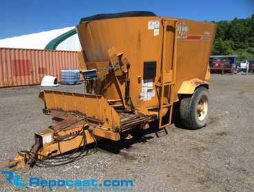 Repocast.com® | Kuhn Knight 5144 Vertical Maxx Mixer