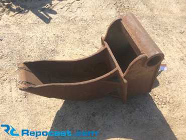 Repocast.com® | 8” Wide Ripper Backhoe Bucket, Wayne...